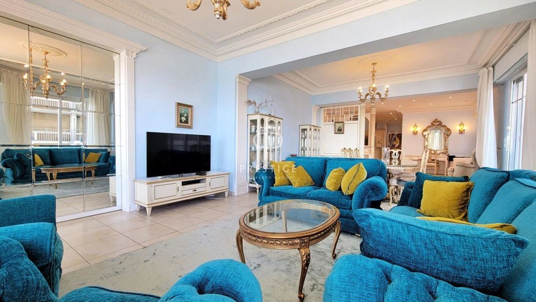 Immaculate 4 Bedroom Apartment For In Nice, Provence Alpes Côte D'azur ...