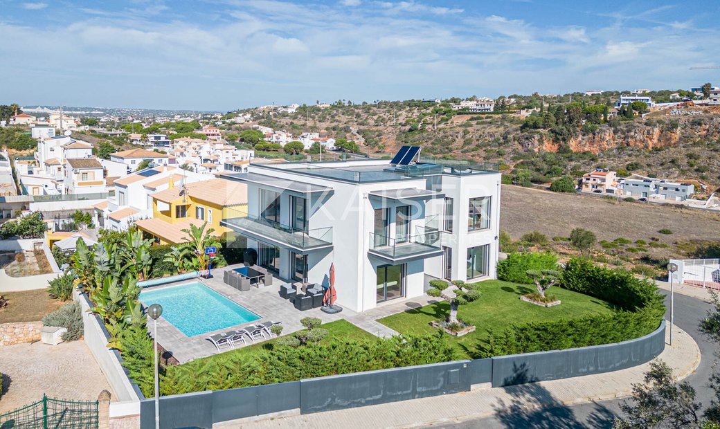 Albufeira Villa House In Albufeira, Algarve, Portugal For Sale (13316877)