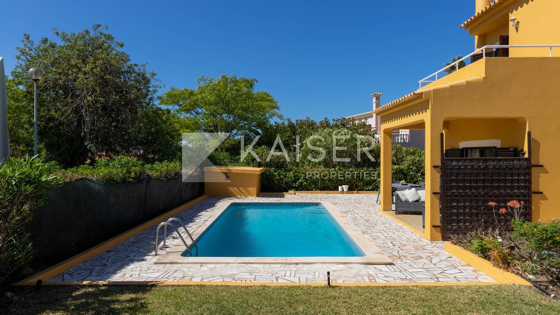 Albufeira Villa House In Albufeira, Algarve, Portugal For Sale (12892412)