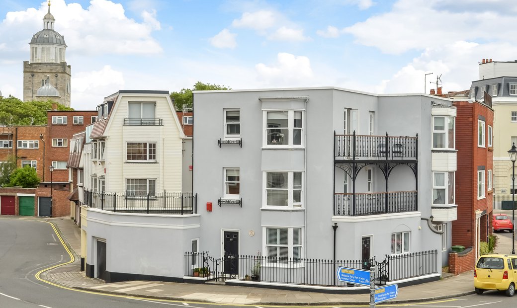 3 Bedroom Townhouse For Sale In Old In Old Portsmouth, England, United ...