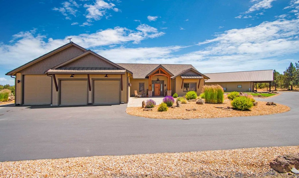 16862 Sw Mt Adams Loop Powell Butte, Or In Powell Butte, Oregon, United ...