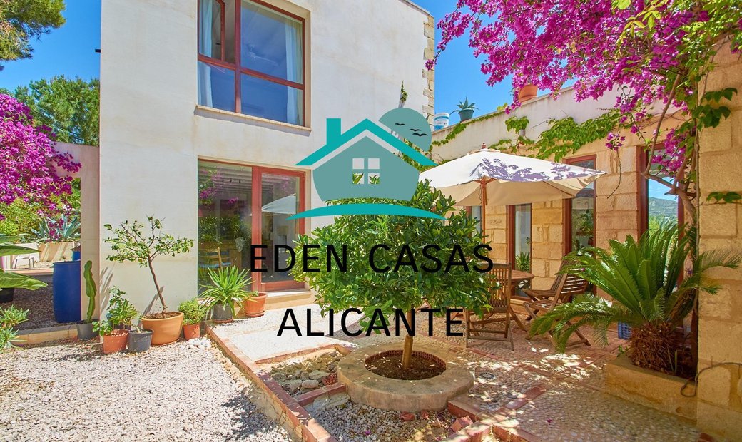 Detached Chalet Of 464m2 With 3 Bedrooms In Busot, Valencian Community ...