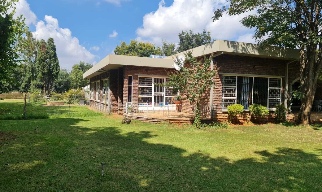 For The Investor! Small Holding In Town In Vereeniging, Gauteng, South ...