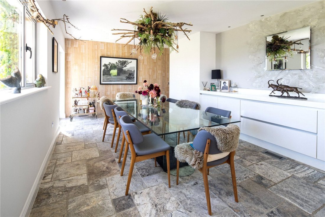 Elegant Seven Bedroom Family Home Set In Picturesque, Rural In United ...