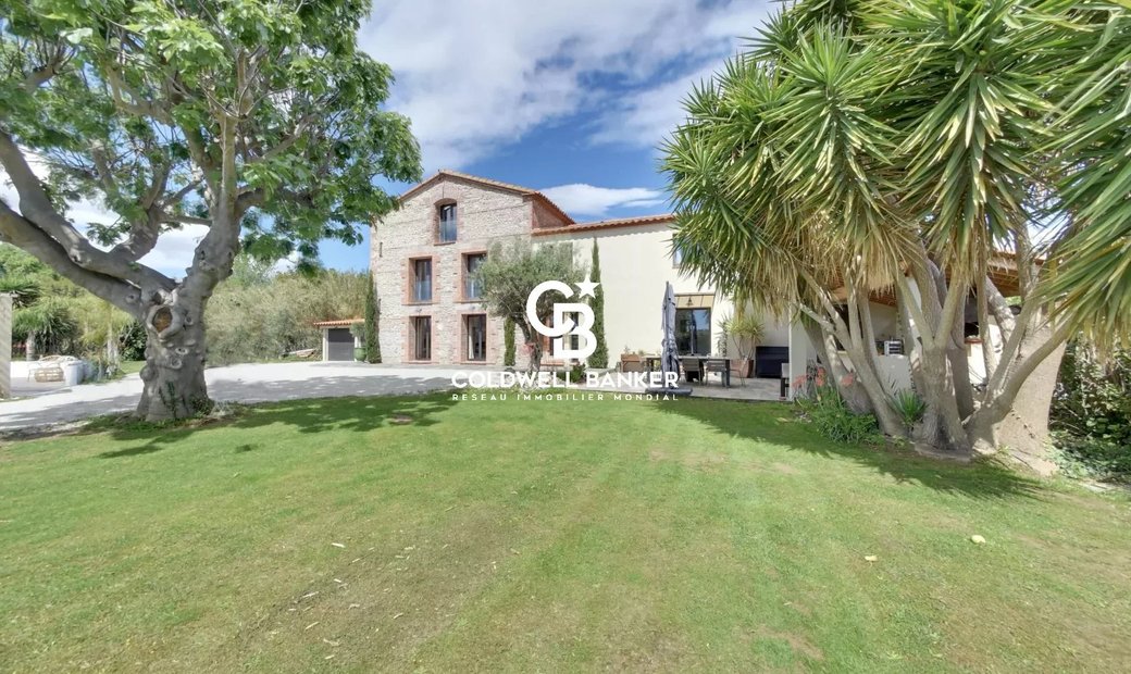 Donw Town Perpignan In Perpignan, Occitanie, France For Sale (14462172)