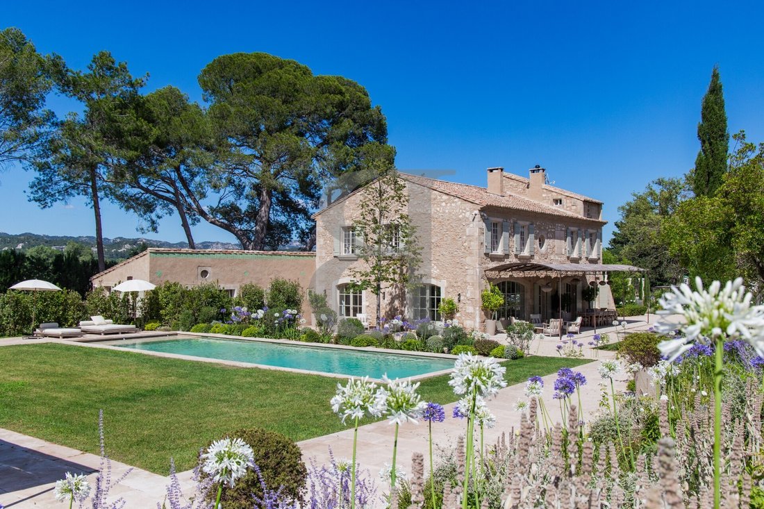 Région In Maussane Les Alpilles, Provence Alpes Côte D'azur, France For ...