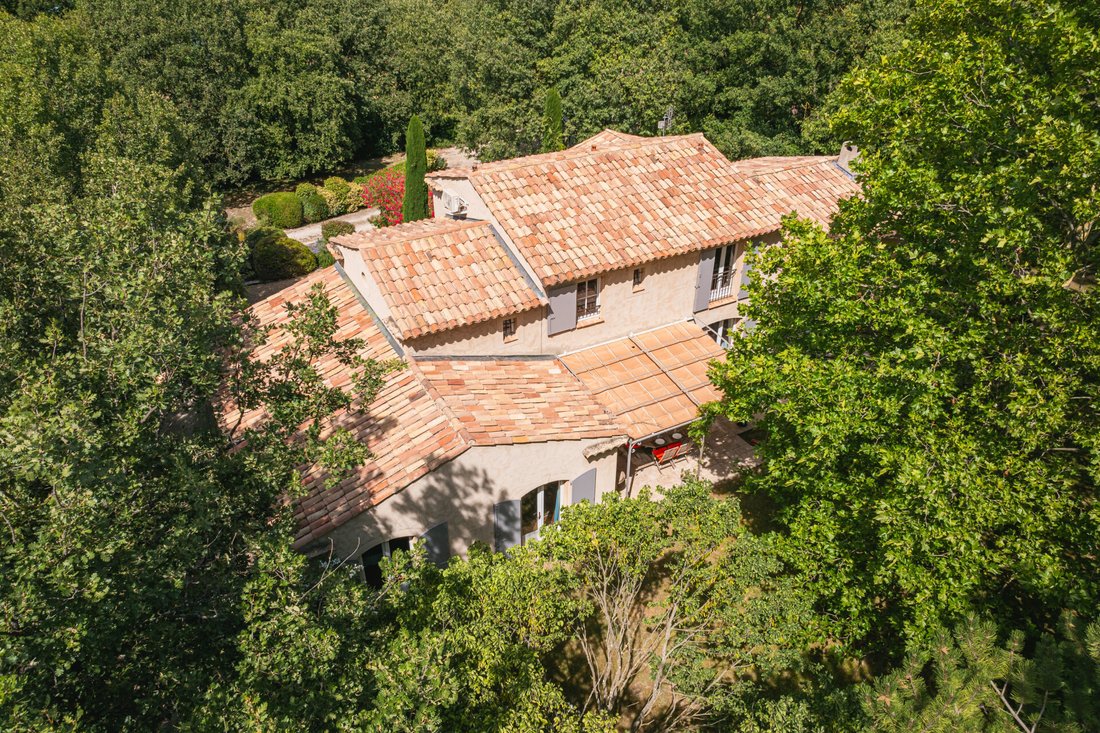 Large Character Provencal House For Sale In Aix En In Aix En Provence ...