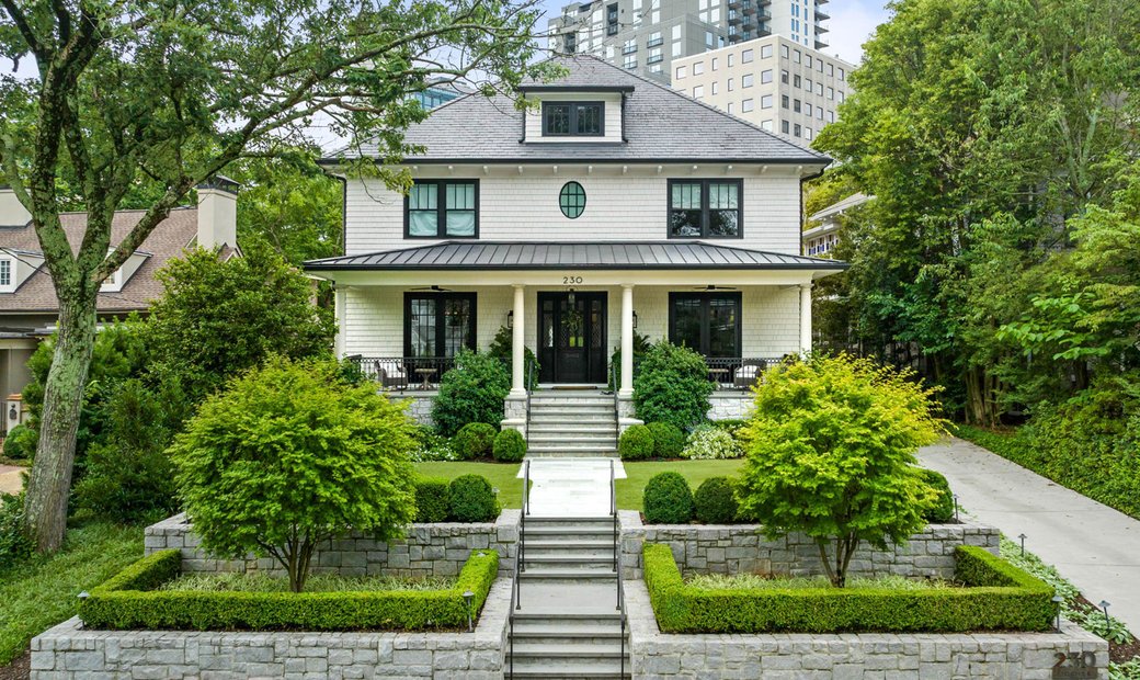 Resplendent Traditional Style Home In Sought In Atlanta, Georgia ...