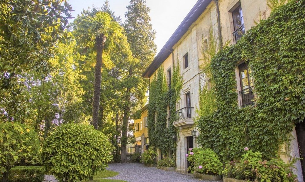 Impressive 18th Century Stone Palace With Chapel And In Parres ...