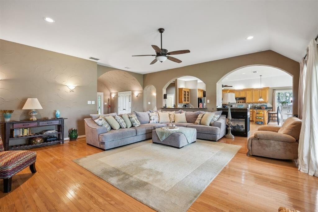 Farm And Agriculture Decatur In Decatur, Texas, United States For Sale ...