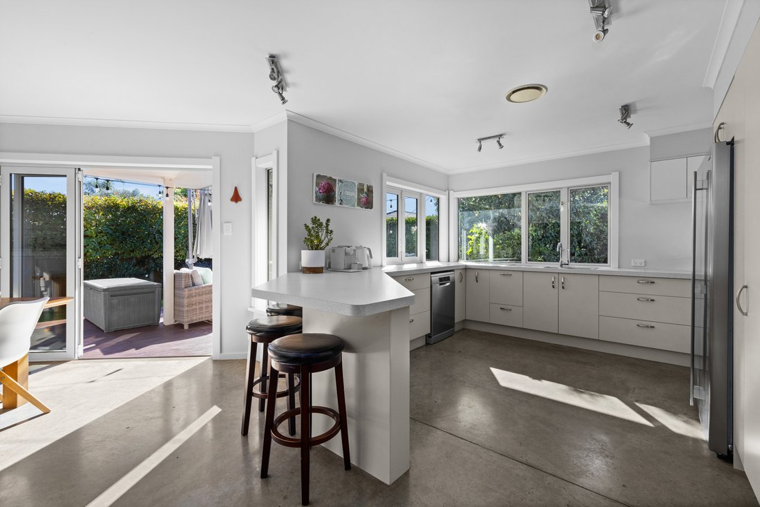 6 Barcroft Street In Hastings, Hawke's Bay, New Zealand For Sale (14470859)