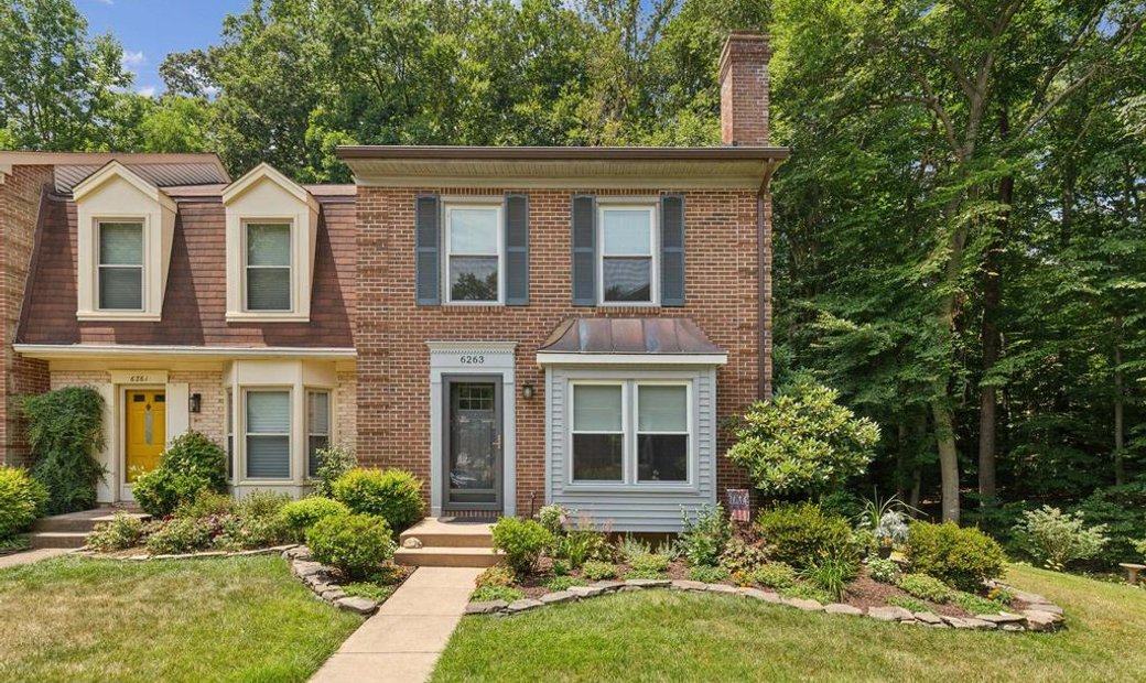 3 Bedrooms Townhouse In West Springfield, Virginia, United States For ...