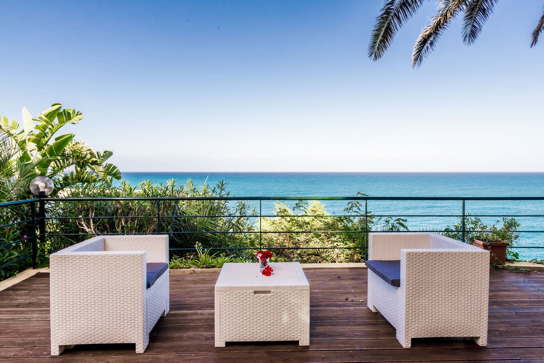 Exclusive Villa Overlooking The Sea In Scafa, Sicily, Italy For Sale ...