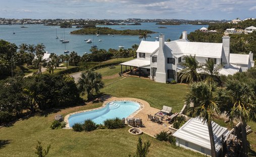 Luxury waterfront homes for sale in Bermuda | JamesEdition