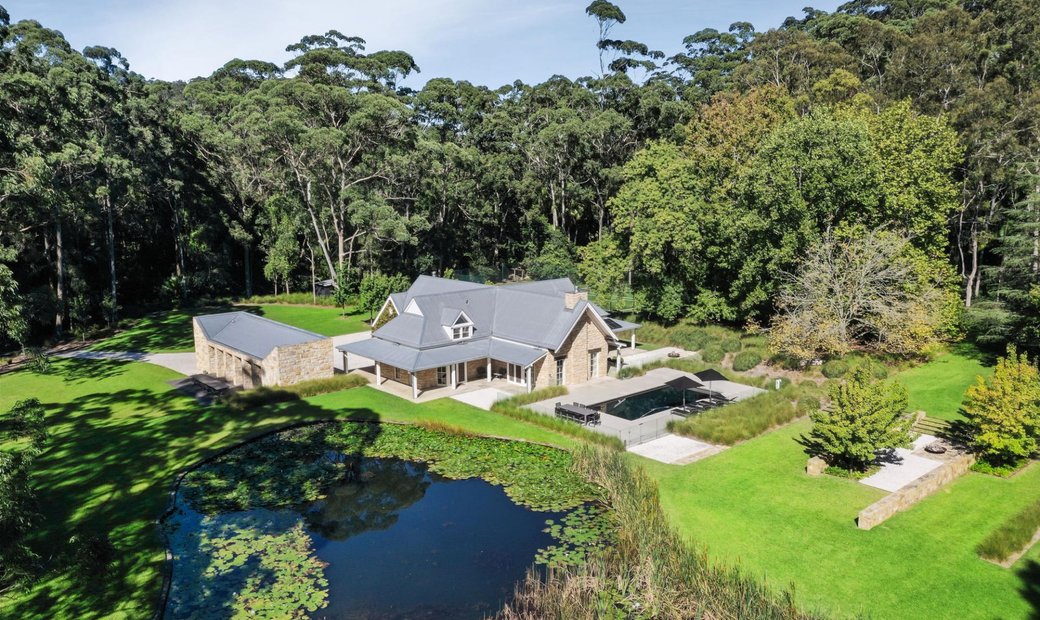 Una Transformación Icónica De Un En Matcham, Nueva Gales Del Sur ...