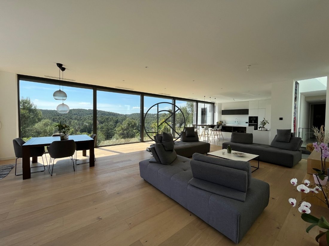 Architect Designed Villa With Spectacular In Montpellier, Occitanie ...