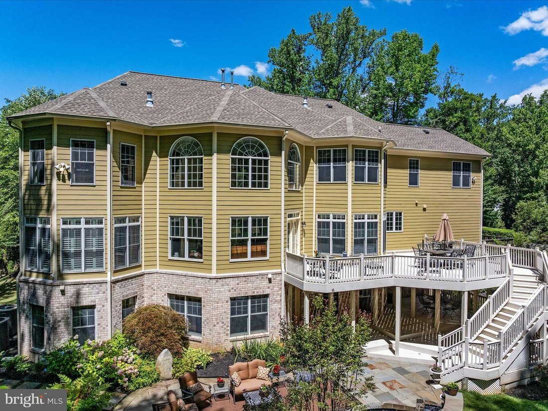 Extraordinary Custom Built Residence In In Parole, Maryland, United ...