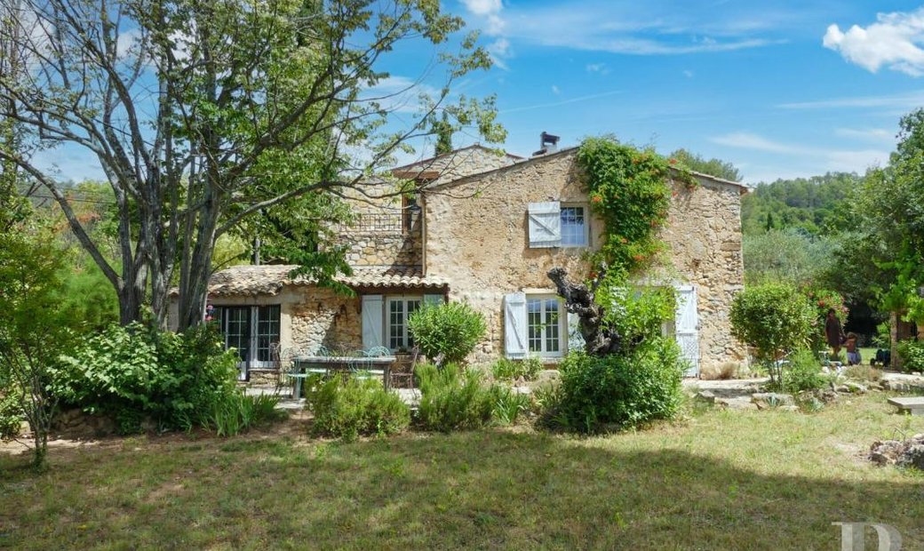 An Extended, Converted Sheep Barn In Le Val, Provence Alpes Côte D'azur ...