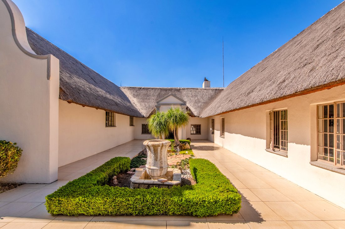 In The Heart Of Sunvalley: Equestrian Dream Property In Midrand, South ...