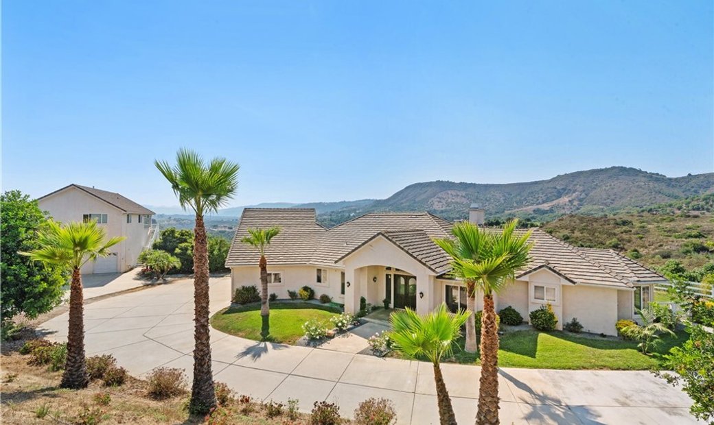 4 Bedrooms Single Family Detached In Temecula, California, United ...