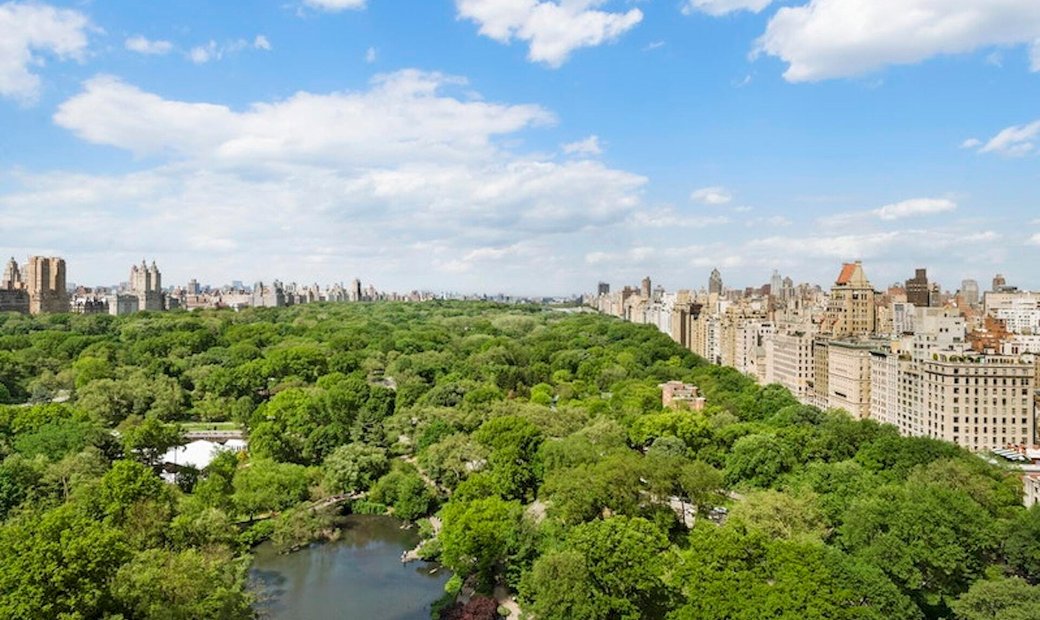 Rare And Elegant Duplex At The Plaza In New York, New York, United ...