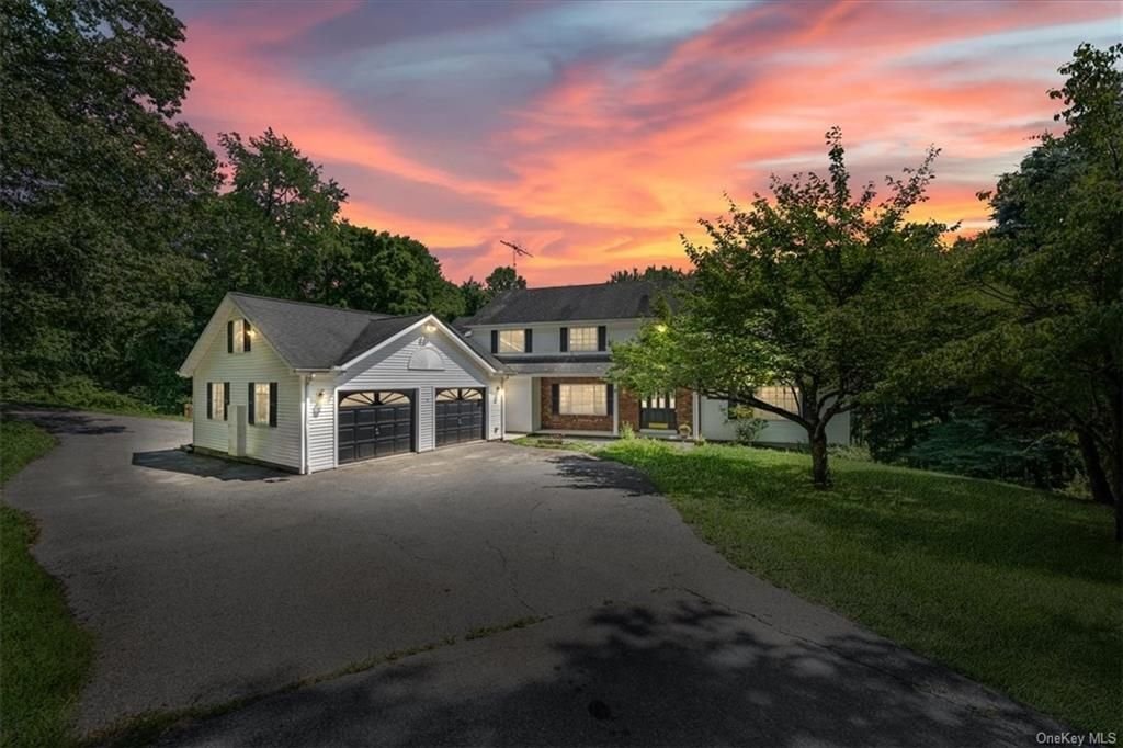 Domaine Tranquille De Dix Acres Avec Dans 10578, état De New York ...