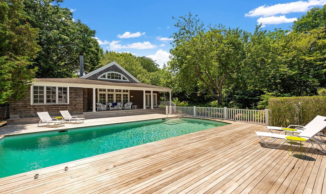 Classic Amagansett Village Cottage For In Amagansett, New York, United ...