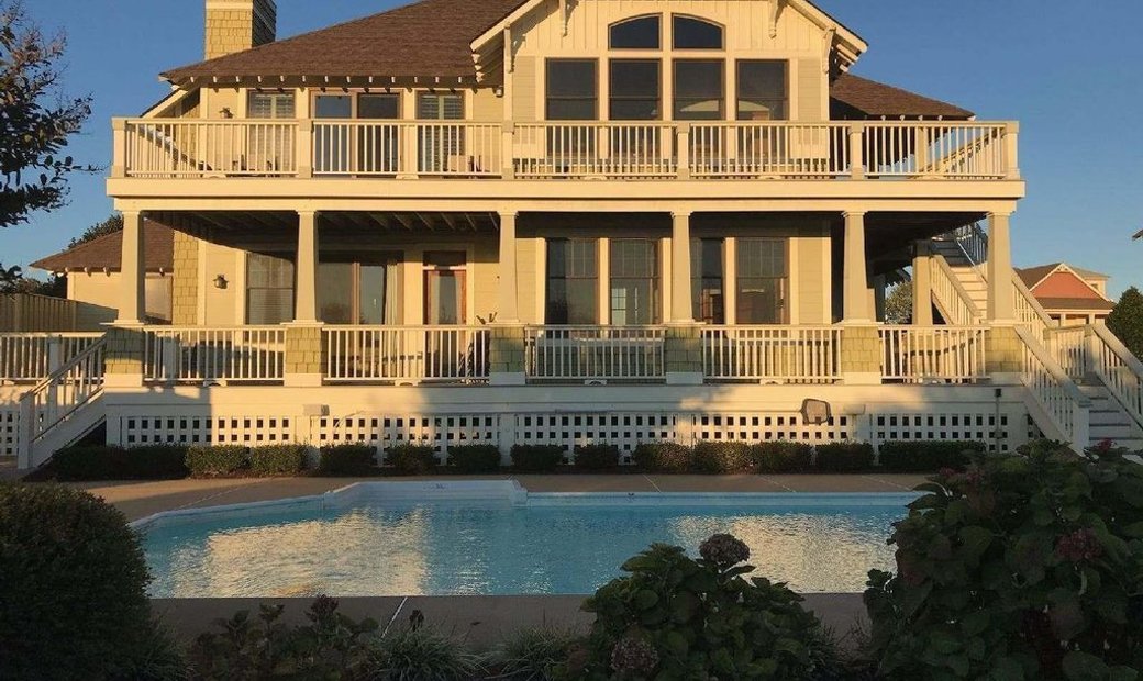 High Class Home In The Currituck Club In Corolla, North Carolina ...