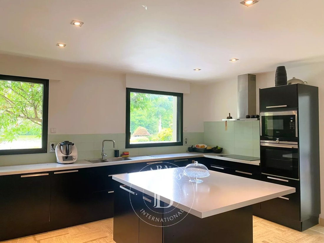 Rennes Métropole House Of 348 M² With View In Saint Gilles, Brittany ...