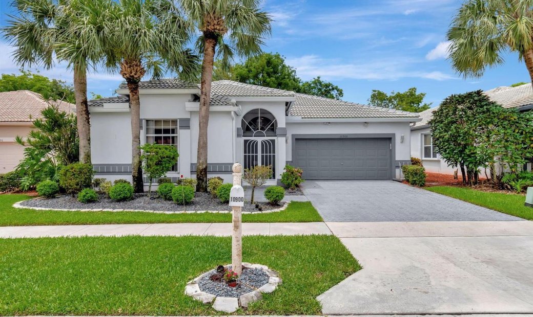 10900 Royal Caribbean Circle In Boynton Beach, Florida, United States ...