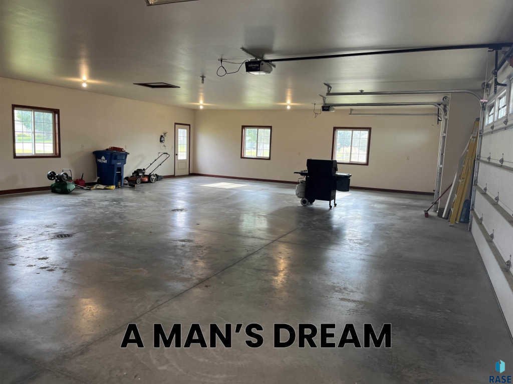 Single Family Detached Mitchell In Mitchell, South Dakota, United ...