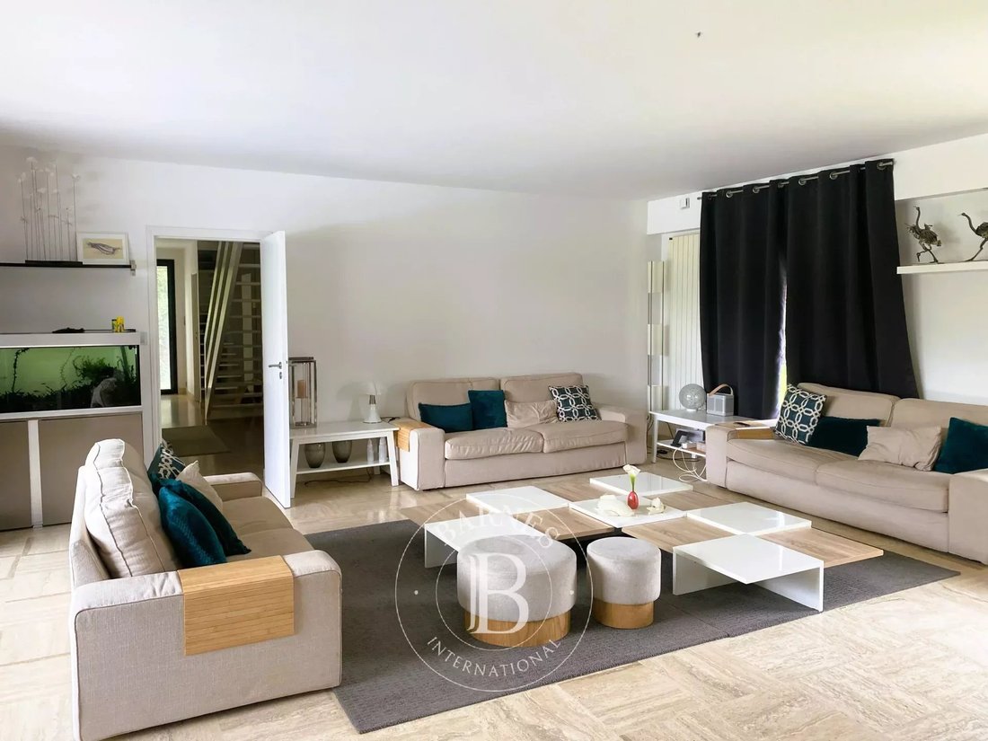 Rennes Métropole House Of 348 M² With View In Saint Gilles, Brittany ...