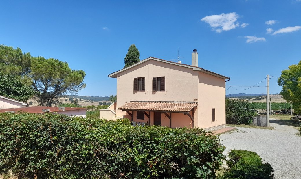 Az318 15 Hectare Farm With Farmhouse, Winery In Sant'andrea, Tuscany ...
