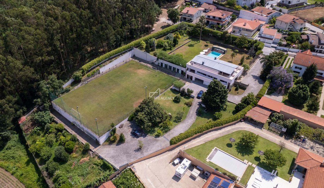 House In Trofa With Lots Of Space And In Trofa, Porto District ...