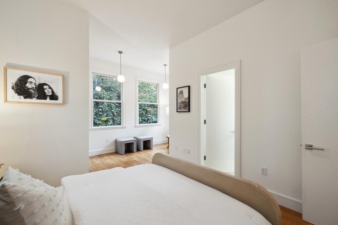 286 Holladay Ave. In San Francisco, California, United States For Sale ...