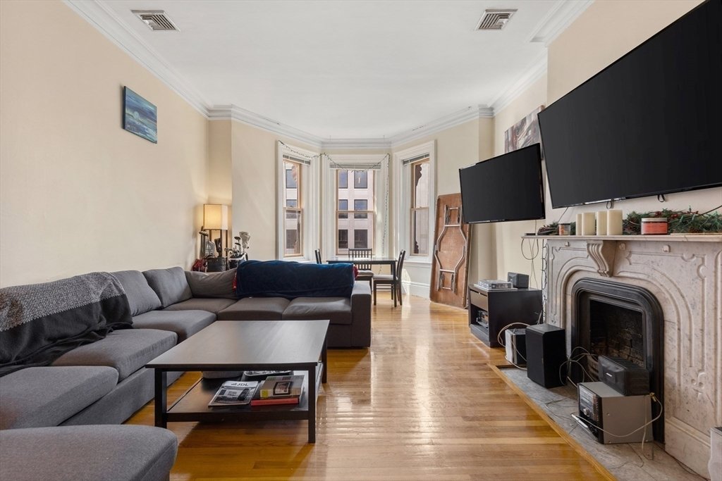 House Boston In Boston, Massachusetts, United States For Rent (14507705)