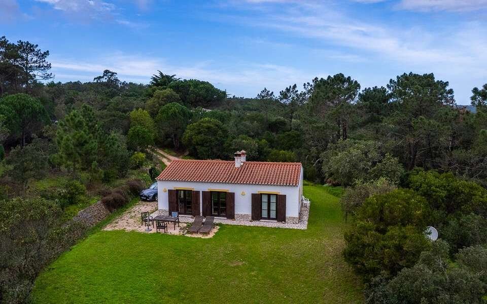 Fantástica Quintinha Alfambras En Bordeira, Distrito De Faro, Portugal ...