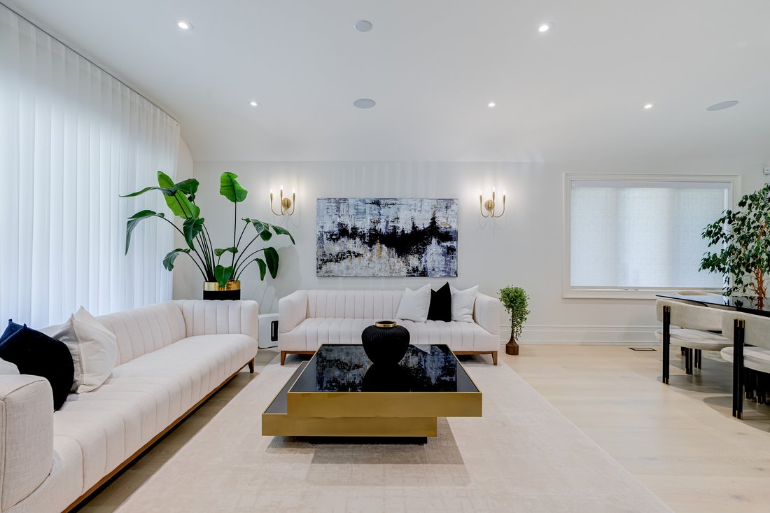 Stunning Luxurious Home In Toronto, Ontario, Canada For Sale (14514468)