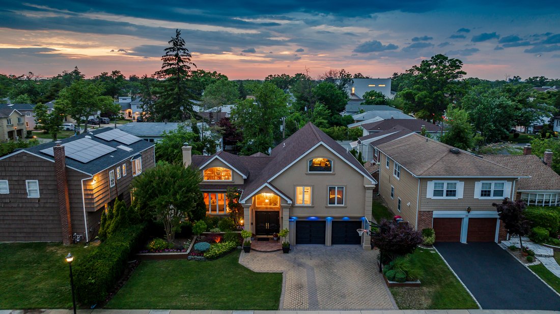 790 Wilson Street,North Woodmere, Ny, In Valley Stream, New York ...