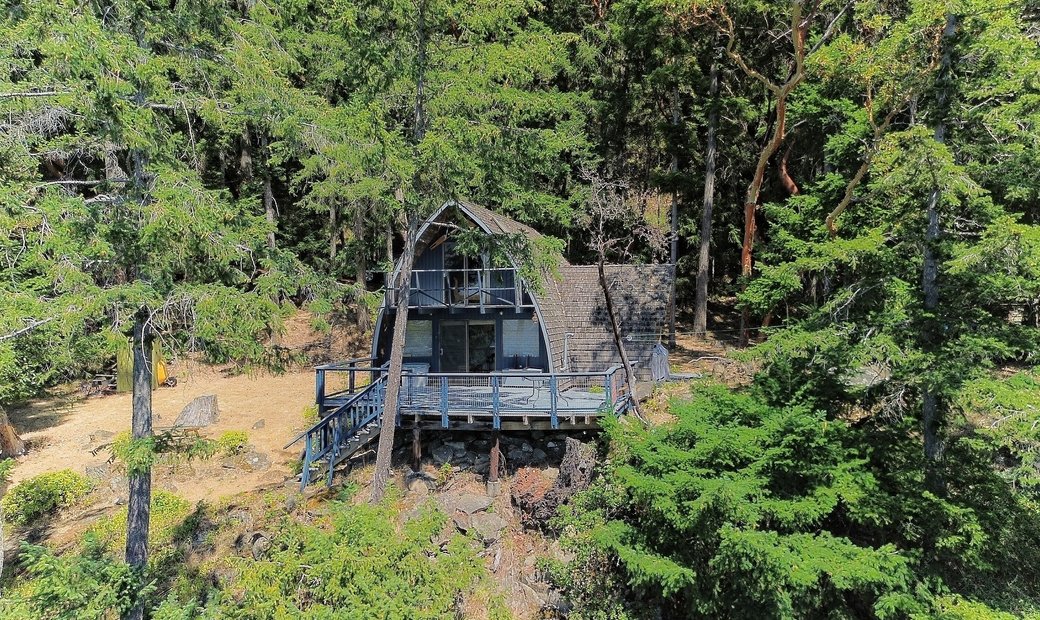 Firefly Cottage In Vesuvius, British Columbia, Canada For Sale (14517928)