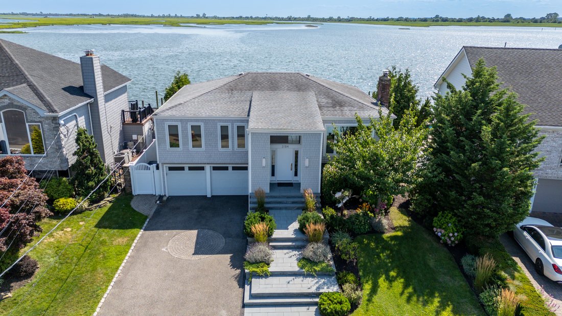 3185 Clubhouse Road, Merrick, Ny 11566 In Merrick, New York, United ...