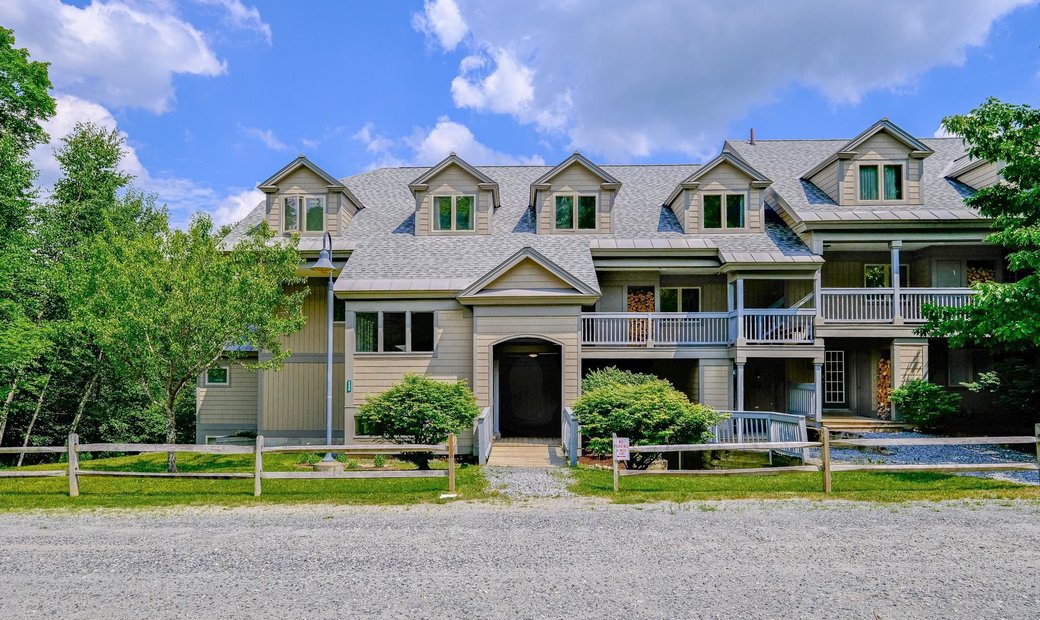 Ideal Condo Offering Everything You Need For In 05149, Vermont, United ...