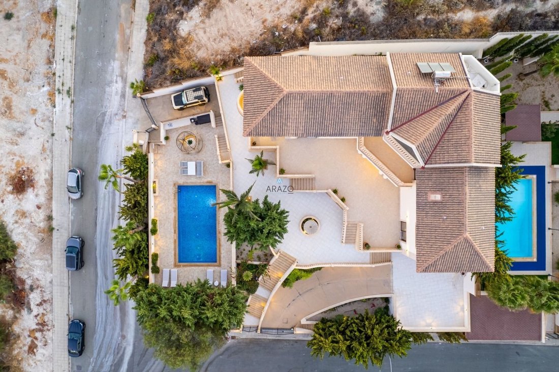 Luxury 6 Bedroom Mansion In Moutagiaka, In Mouttagiaka, Limassol ...