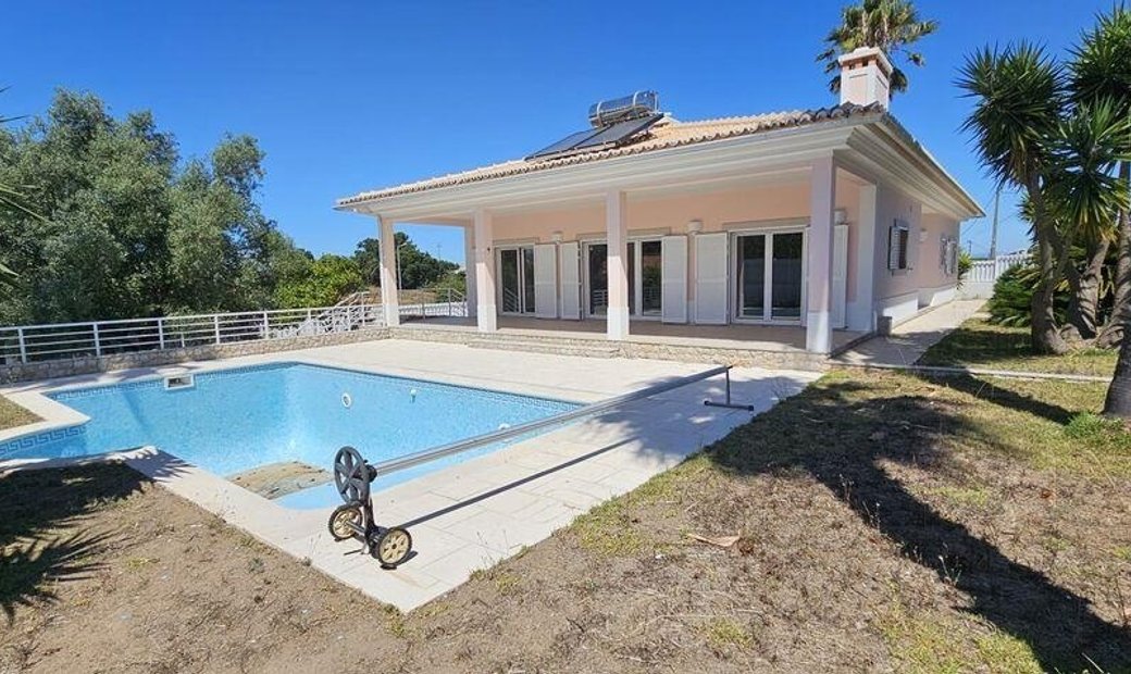 Sesimbra Town House In Sesimbra, Setubal, Portugal For Sale (14536511)