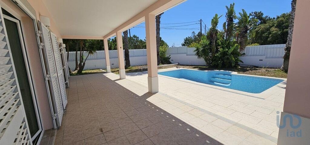 Sesimbra Town House In Sesimbra, Setubal, Portugal For Sale (14536511)