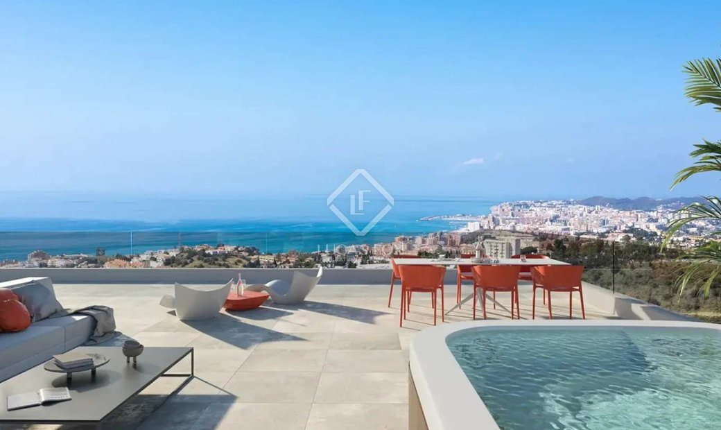 Malaga Penthouse In Fuengirola, Andalusia, Spain For Sale (14541842)