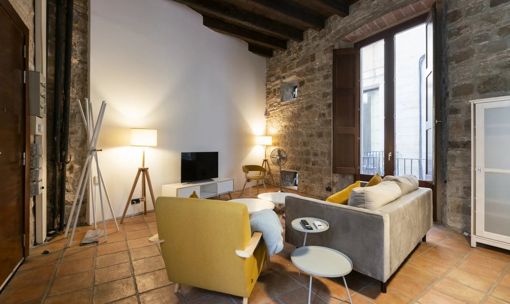 Spectacular Loft In A Historic Palace In In Barcelona, Catalonia, Spain ...