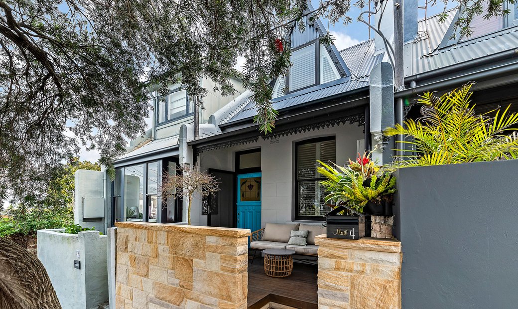 Chic Urban Retreat Near White Bay In Rozelle, New South Wales ...