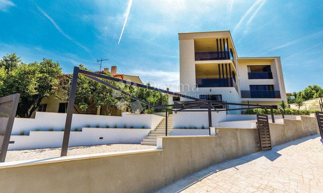 House Centar, Pula, 280m2 In Pula, Istria County, Croatia For Sale ...