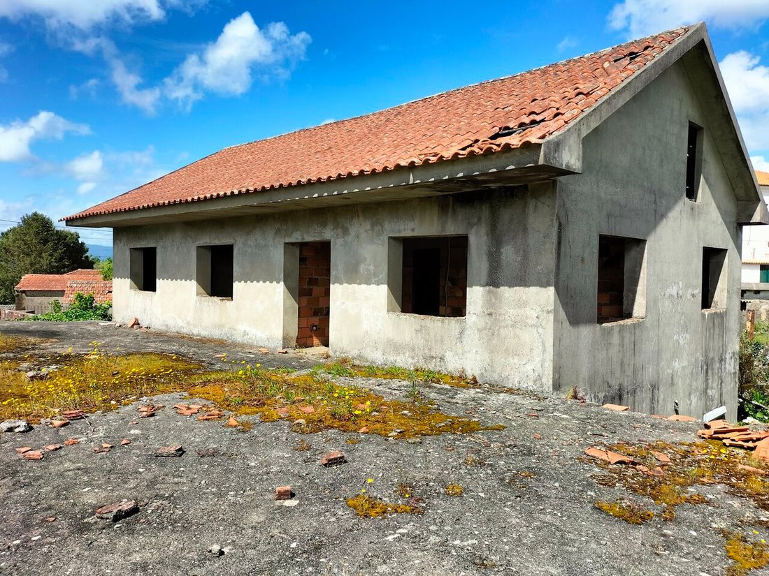 House For Reconstruction On A In Cornes, Viana Do Castelo District ...